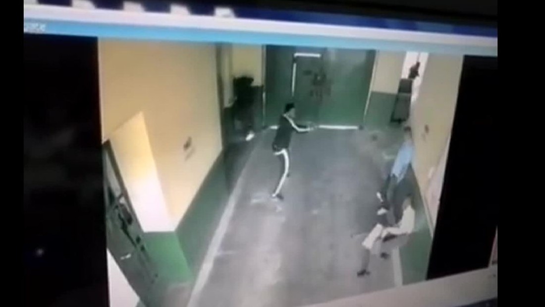 Brazen Prison Escape Caught On Camera Cnn Video